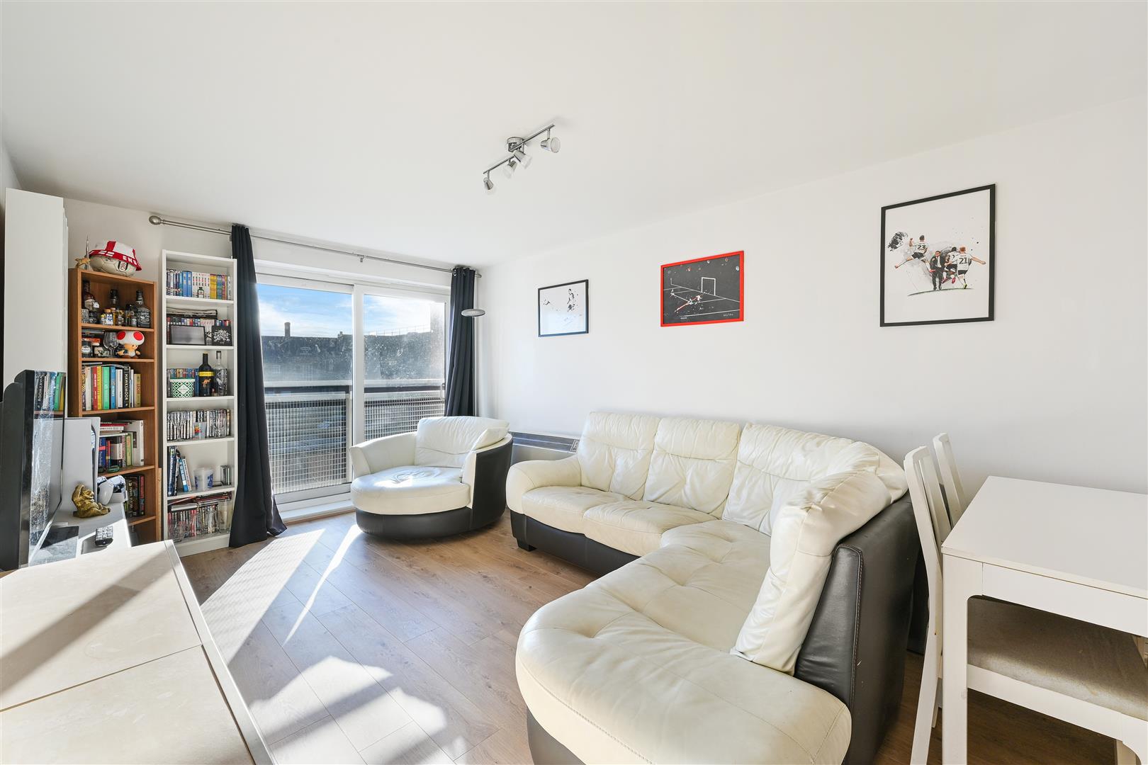 Station Approach, Epsom | The Personal Agent